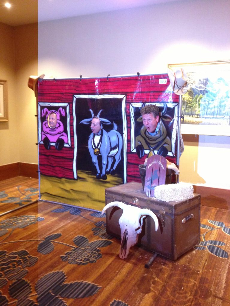 Crazy Photo Frame (FG 1017) – Carnivals for Kids at Heart